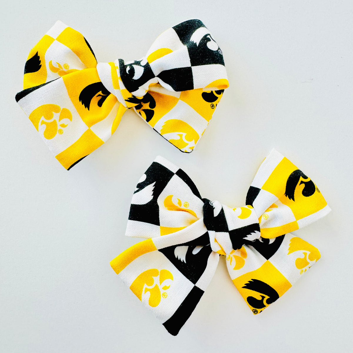 Iowa Piggie Bow Set – Pink Poppy Designs LLC